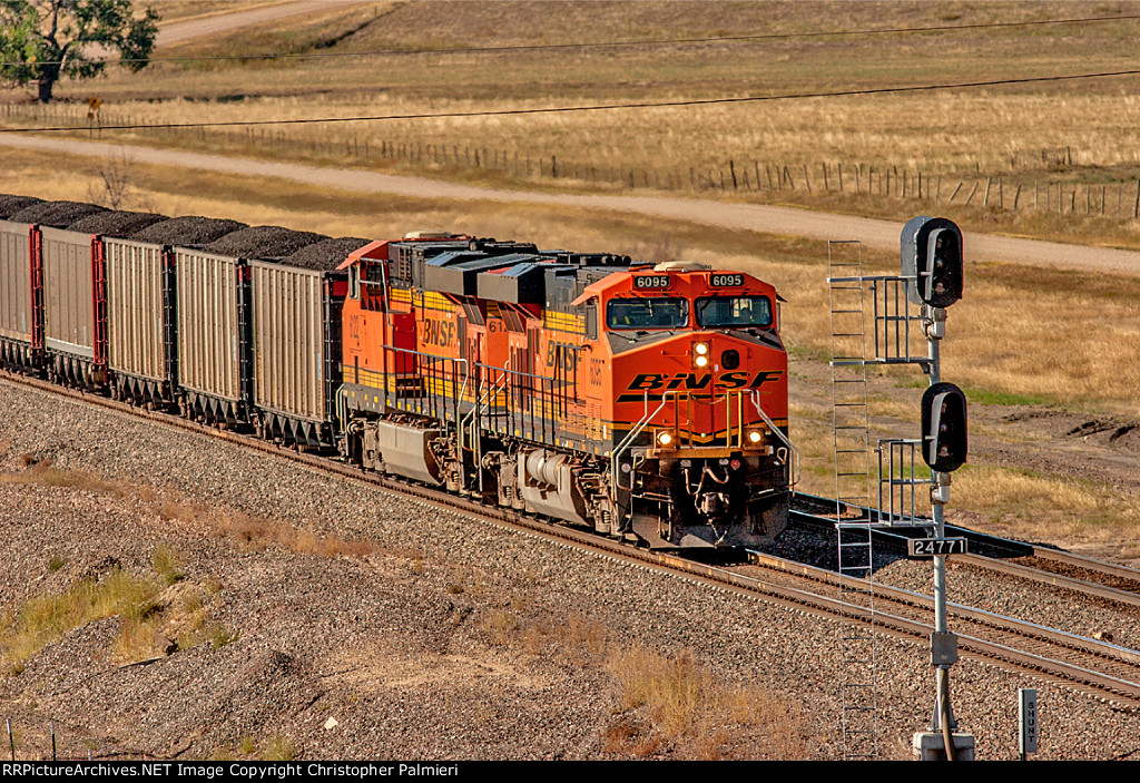 BNSF 6095 Leads C-BTMCBC0-01